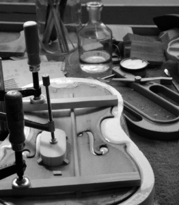 About Hans Weisshaar – Georg Eittinger – Luthier